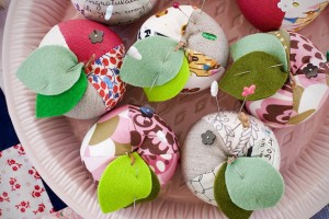 Easy Rosh Hashanah Apple Craft Art To Dress Up Your Holiday