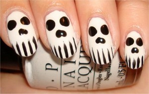 Beautiful 'Day of the Dead' Nail Art Designs