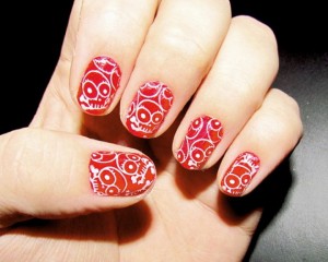 Beautiful 'Day of the Dead' Nail Art Designs