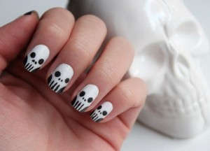 Beautiful 'Day of the Dead' Nail Art Designs