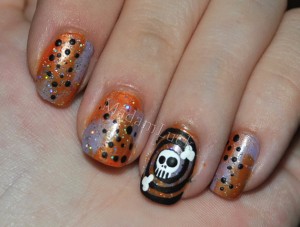 Beautiful 'Day of the Dead' Nail Art Designs