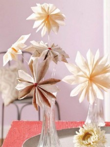 50 Creative Paper Craft Decoration Ideas