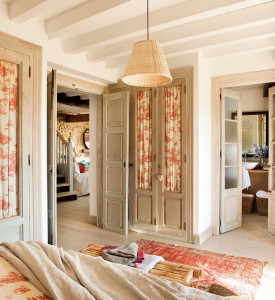 Cozy Mountain Family Holiday Gathering Cabin In Spain - family holiday ...