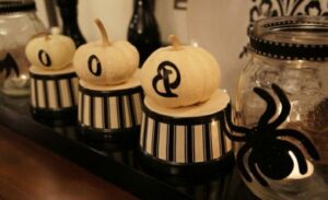 36 Spooky Halloween Decoration Ideas For Your Home