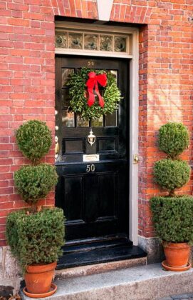 Traditional French Christmas decorations style ideas