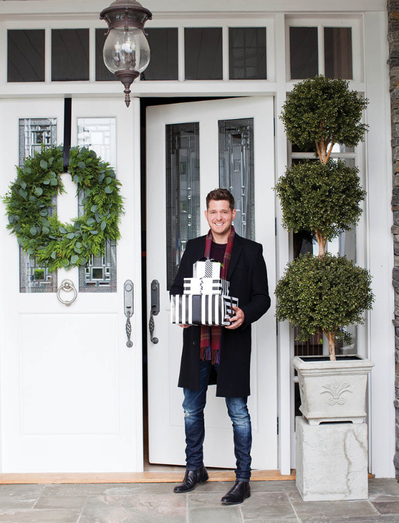 Take a Peek at Michael Bublé's Sleek and Elegant 'Christmas' Stylish ...