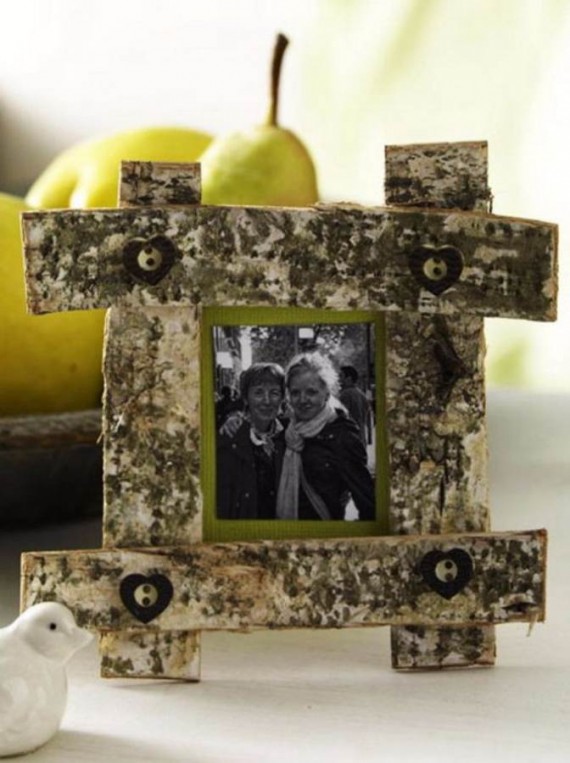 Easy DIY Photo and Picture Frame Decorating Crafts - family holiday