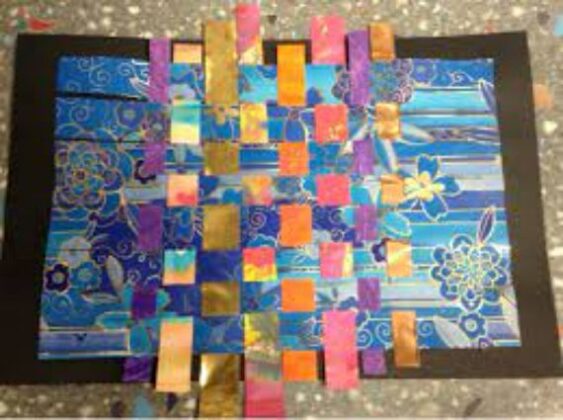 PAPER WEAVING - PAPER CRAFTS FOR KIDS - family holiday